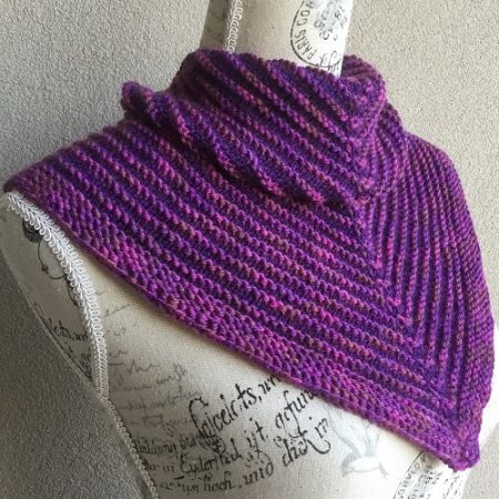 8 Knitted Bandana Free Patterns ⋆ Bright Stuffs