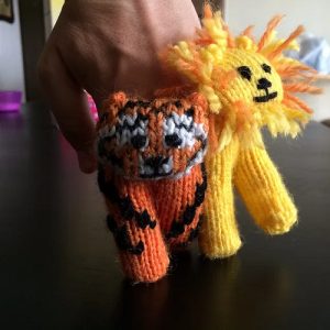 10 Knitted Finger Puppets Free Patterns ⋆ Bright Stuffs