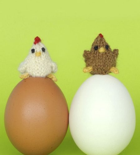 10 Knitted Mini Hens Free Patterns ⋆ Bright Stuffs