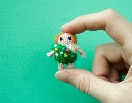 17 Knitted Miniature Dolls Free Patterns and Ideas ⋆ Bright Stuffs
