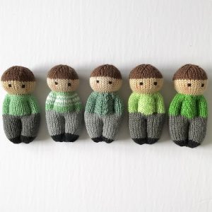 15 Knitted Pocket Buddies Free Patterns ⋆ Bright Stuffs