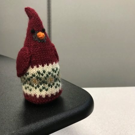 7 Knitted Cardinals Free Patterns ⋆ Bright Stuffs