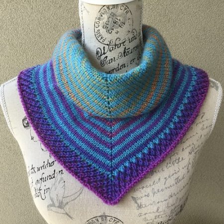 8 Knitted Bandana Free Patterns ⋆ Bright Stuffs