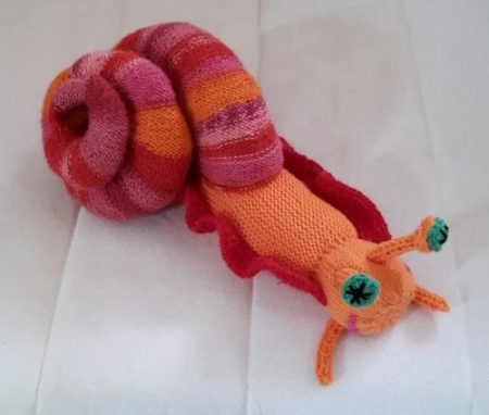 9 Knitted Snails Free Patterns ⋆ Bright Stuffs