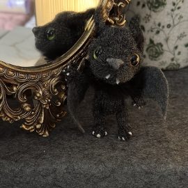 12 Knitted Bat Free Patterns ⋆ Bright Stuffs