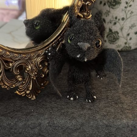 12 Knitted Bat Free Patterns ⋆ Bright Stuffs