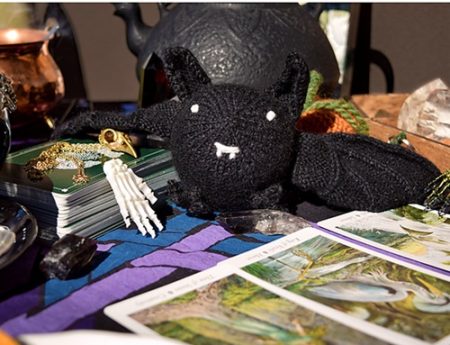 12 Knitted Bat Free Patterns ⋆ Bright Stuffs