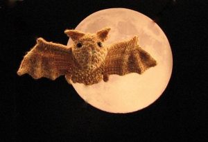 12 Knitted Bat Free Patterns ⋆ Bright Stuffs