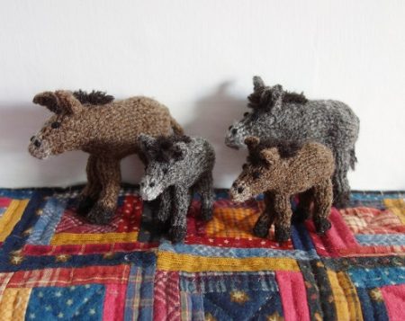 12 Knitted Donkey Free Patterns ⋆ Bright Stuffs