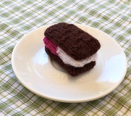 20 Knitted Food Free Patterns ⋆ Bright Stuffs