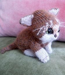 12 Parlor Cats Free Knitting Patterns ⋆ Bright Stuffs