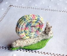 9 Knitted Snails Free Patterns ⋆ Bright Stuffs