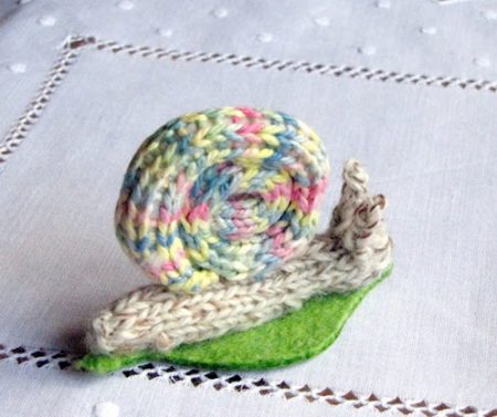9 Knitted Snails Free Patterns ⋆ Bright Stuffs
