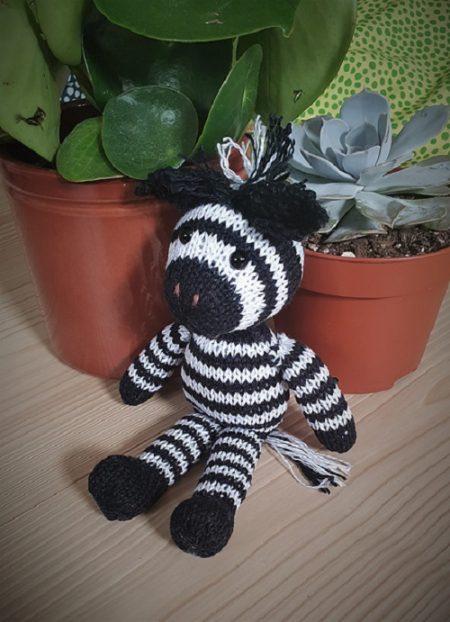 8 Knitted Zebra Free Patterns ⋆ Bright Stuffs