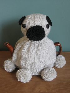 9 Knitted Doll Teapot Cover Free Patterns ⋆ Bright Stuffs