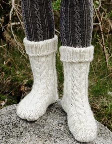 13 Boots Free Knitting Patterns ⋆ Bright Stuffs