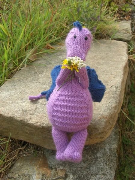 13 Knitted Dragon Free Patterns ⋆ Bright Stuffs