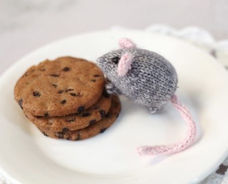 18 Knitted Mini Animals Free Patterns ⋆ Bright Stuffs