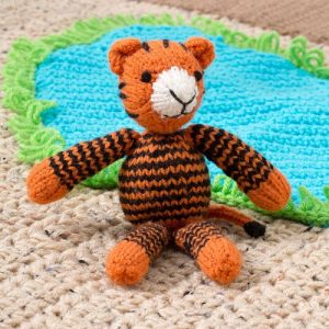 9 Knitted Tiger Free Patterns ⋆ Bright Stuffs