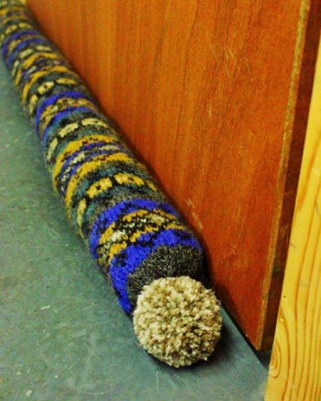14 Unique Knitted Draft Stoppers ⋆ Bright Stuffs