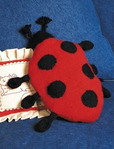 13 Knitted Animal Pillows Free Patterns ⋆ Bright Stuffs