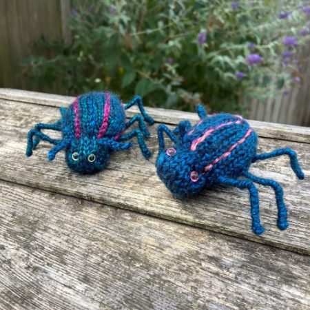 12 Knitted Insects Free Patterns ⋆ Bright Stuffs