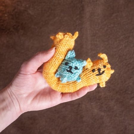 10 Cool Knitted Pocket Dogs Free Patterns ⋆ Bright Stuffs