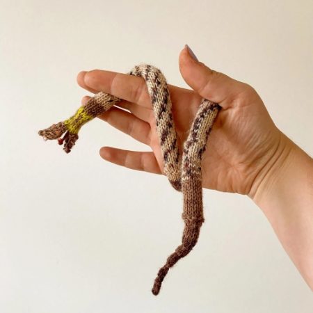 13 Knitted Snakes Free Patterns ⋆ Bright Stuffs