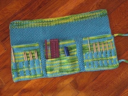 12 Knitted Needle Holder Free Patterns ⋆ Bright Stuffs