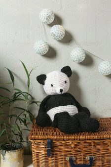 11 Knitted Pandas Free Patterns ⋆ Bright Stuffs