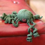 12 Knitted Spiders Free Patterns ⋆ Bright Stuffs