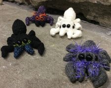 12 Knitted Spiders Free Patterns ⋆ Bright Stuffs