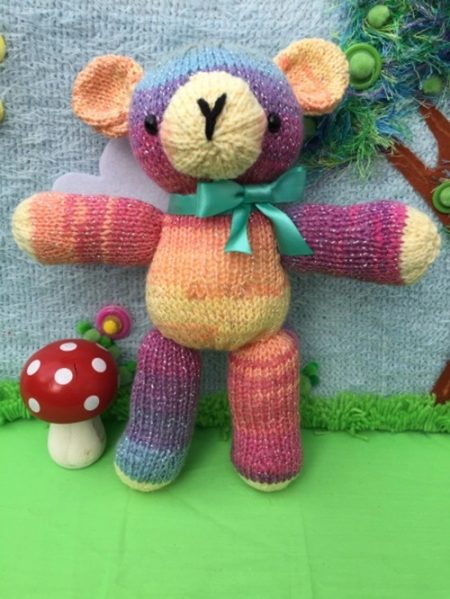 20 Knitted Giant Toys Free Patterns ⋆ Bright Stuffs