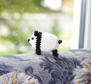 11 Knitted Pandas Free Patterns ⋆ Bright Stuffs