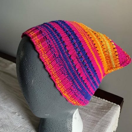 18 Knitted Kerchief Free Patterns ⋆ Bright Stuffs