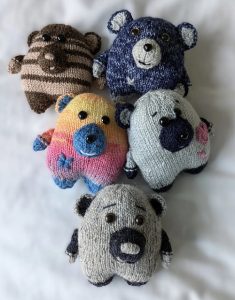17 Knitted Cuddly Toys Free Patterns ⋆ Bright Stuffs