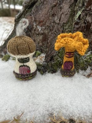 7 Knitted Fairy House Free Patterns ⋆ Bright Stuffs
