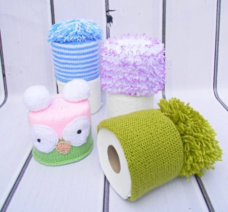 11 Knitted Toilet Paper Roll Cover Free Patterns ⋆ Bright Stuffs