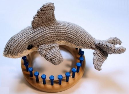 8 Shark Free Knitting Patterns ⋆ Bright Stuffs