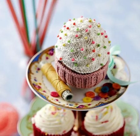 18 Pin Cushions Free Knitting Patterns ⋆ Bright Stuffs