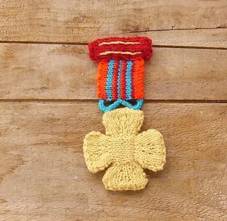17 Brooch Free Knitting Patterns ⋆ Bright Stuffs