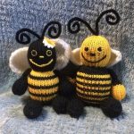 12 Knitted Bees Free Patterns ⋆ Bright Stuffs