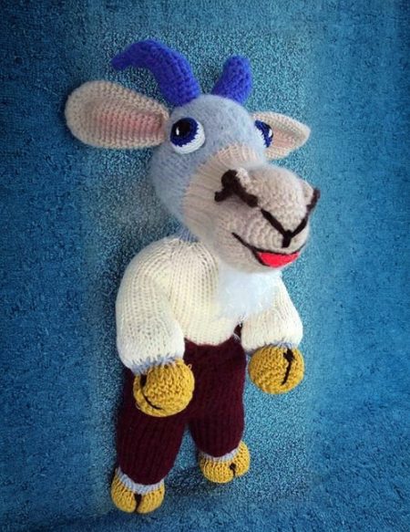 6 Knitted Goat Free Patterns ⋆ Bright Stuffs
