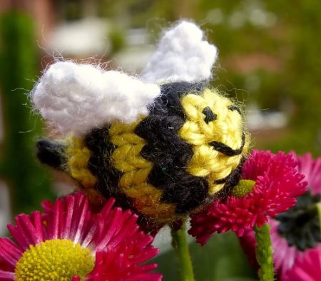 14 Knitted Pocket Toys Free Patterns ⋆ Bright Stuffs
