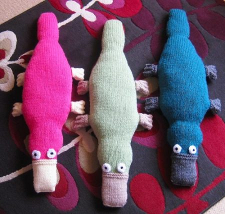 13 Emotional Support Animal Free Knitting Patterns ⋆ Bright Stuffs