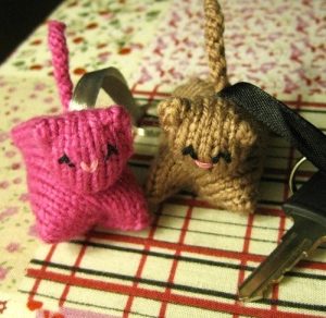 11 Animal Keychains Free Knitting Patterns ⋆ Bright Stuffs