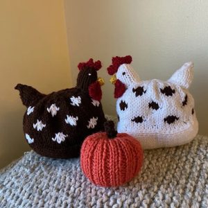 8 Emotional Support Chicken Free Knitting Patterns ⋆ Bright Stuffs