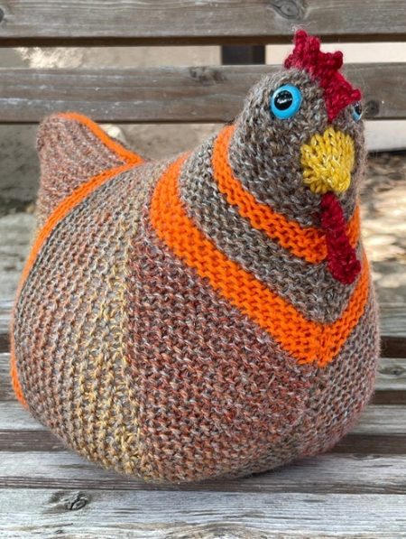 8 Emotional Support Chicken Free Knitting Patterns ⋆ Bright Stuffs