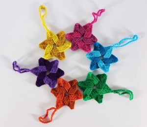 15 Unique Star Free Knitting Patterns ⋆ Bright Stuffs