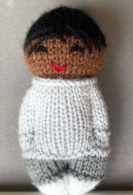 6 Peace Pals Free Knitting Patterns ⋆ Bright Stuffs